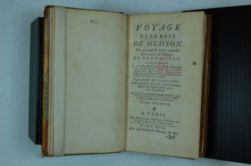Livre (Voyage de la baye de Hudson, fait en 1746 & 1747, pour la ...