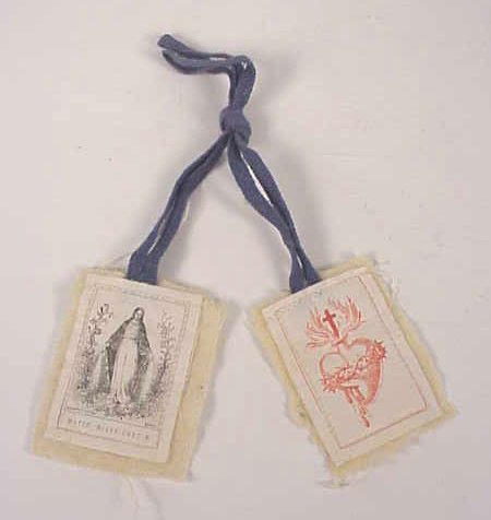 Scapulaire - Répertoire du patrimoine culturel du Québec