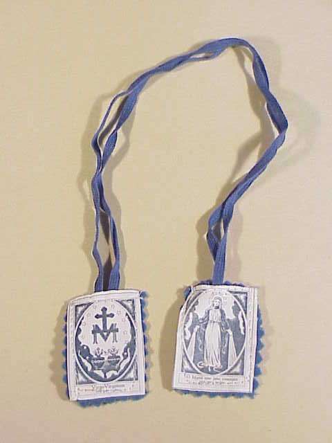 Scapulaire - Répertoire du patrimoine culturel du Québec