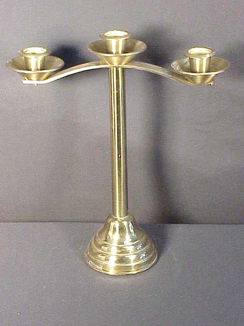 Candélabre - Répertoire du patrimoine culturel du Québec