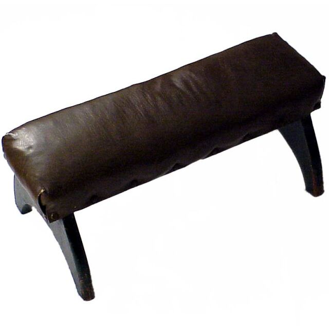 Tabouret - Répertoire du patrimoine culturel du Québec