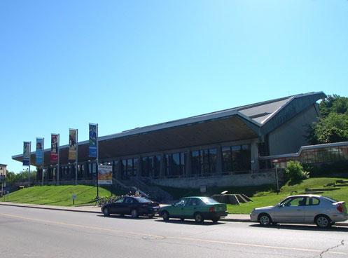 Stade et aréna de l'Université de Montréal - Répertoire du patrimoine ...