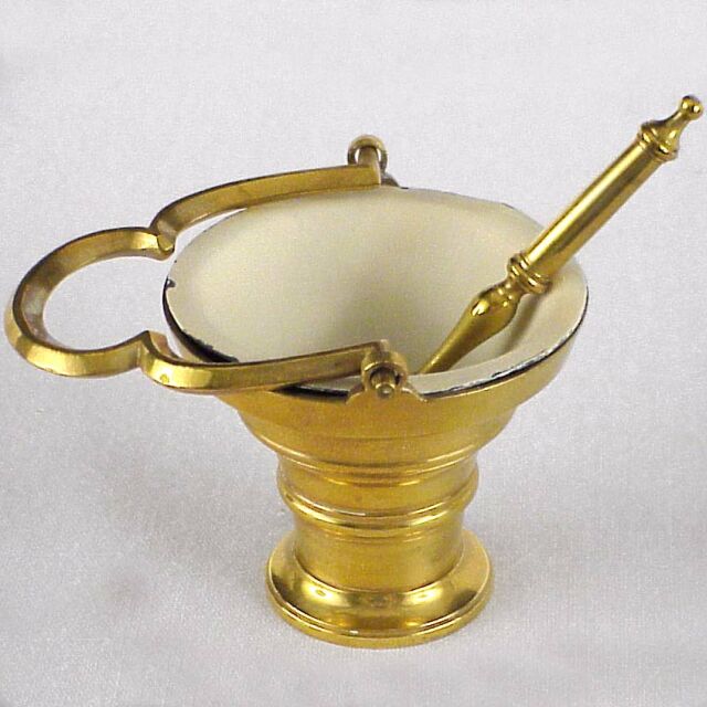 Bénitier portatif - Répertoire du patrimoine culturel du Québec