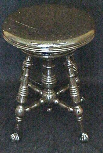 Tabouret - Répertoire du patrimoine culturel du Québec