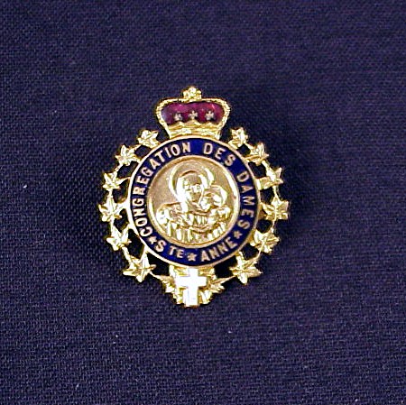 Broche - Répertoire du patrimoine culturel du Québec
