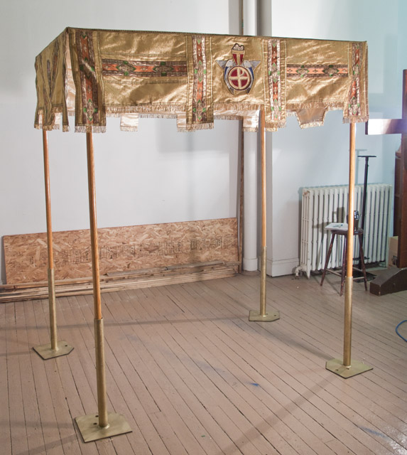 Dais de procession - Répertoire du patrimoine culturel du Québec