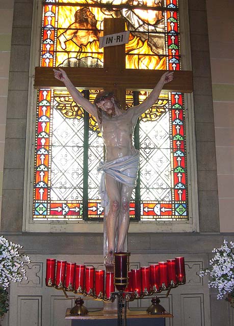 Crucifix (Christ en croix) - Répertoire du patrimoine culturel du Québec