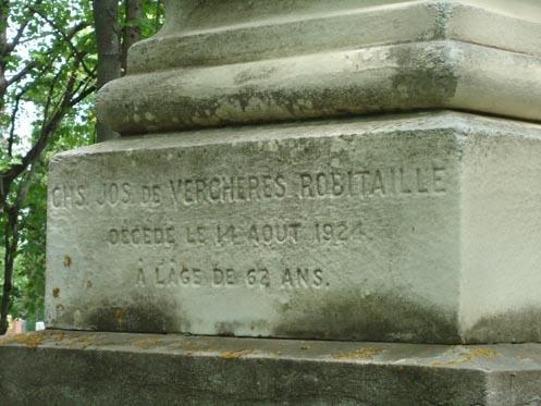 Monument du chevalier Olivier Robitaille M. D. - Répertoire du ...