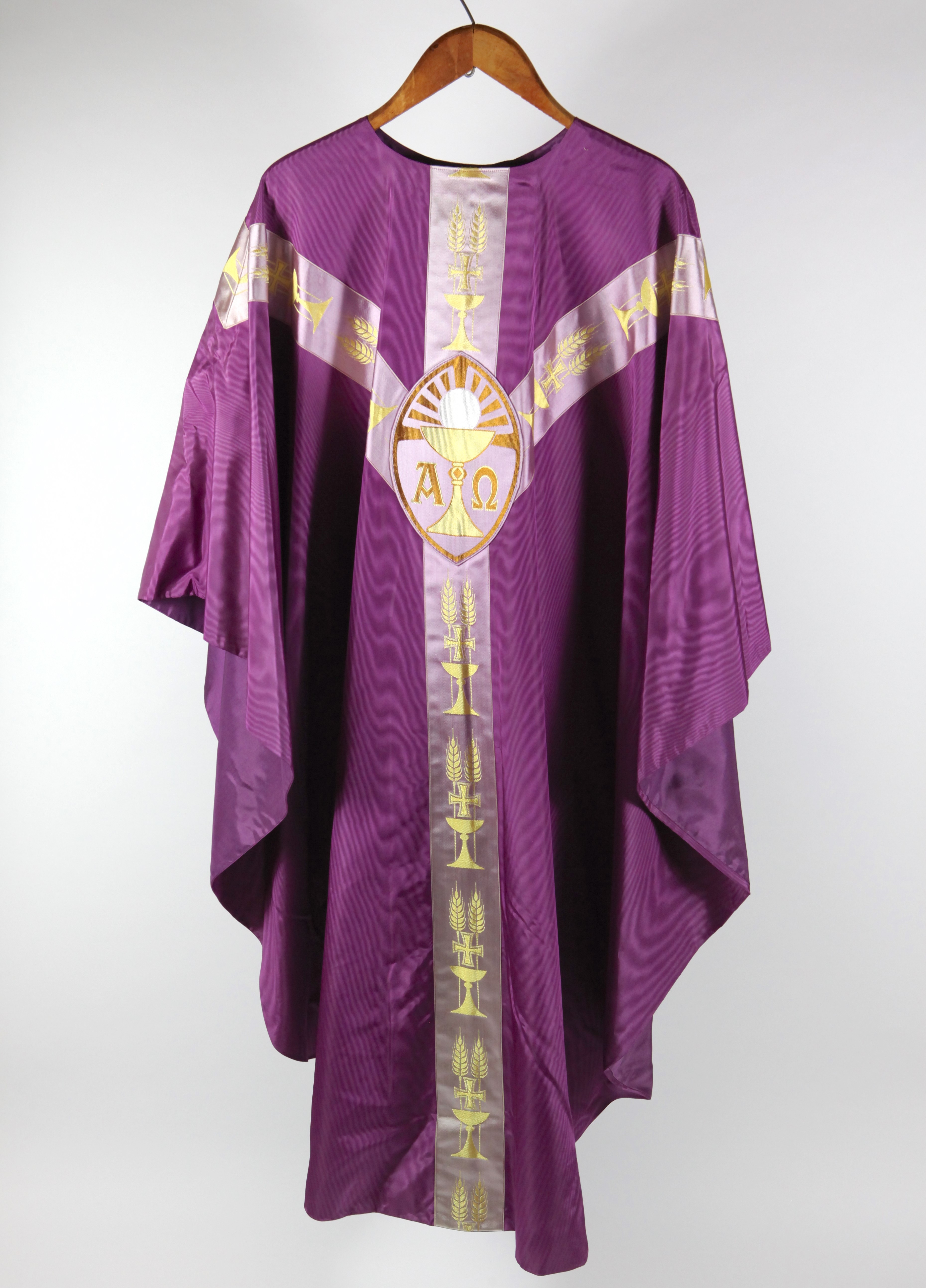 Chasuble - Répertoire du patrimoine culturel du Québec