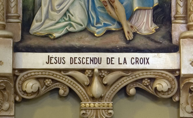 Station de chemin de croix (Jésus descendu de la croix) - Répertoire du ...