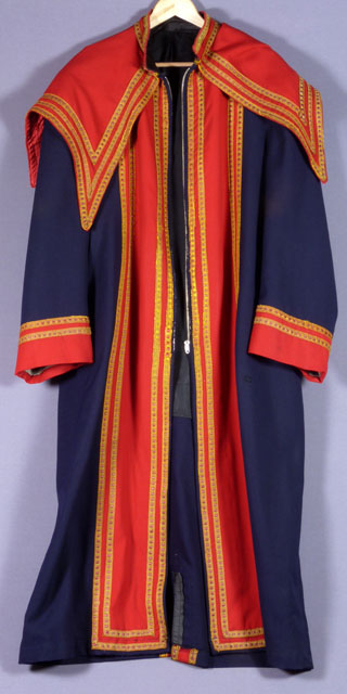Robe de bedeau - Répertoire du patrimoine culturel du Québec