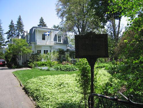 Plaque de la maison de Jacques Labrie et de Jean-Olivier Chénier ...